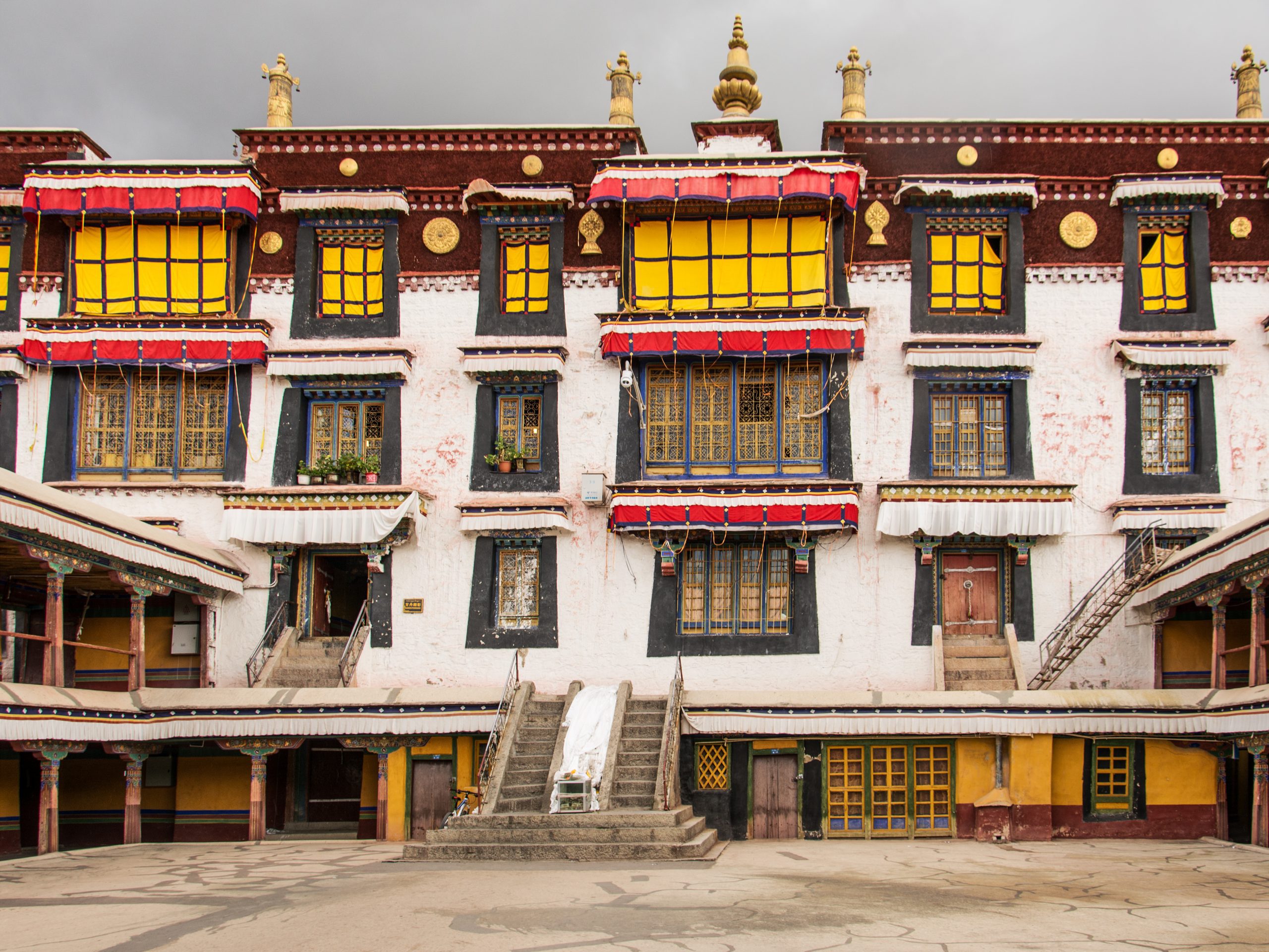 9 days Ganden to Samye Trekking Tour | Classic Tibet Trekking Tour