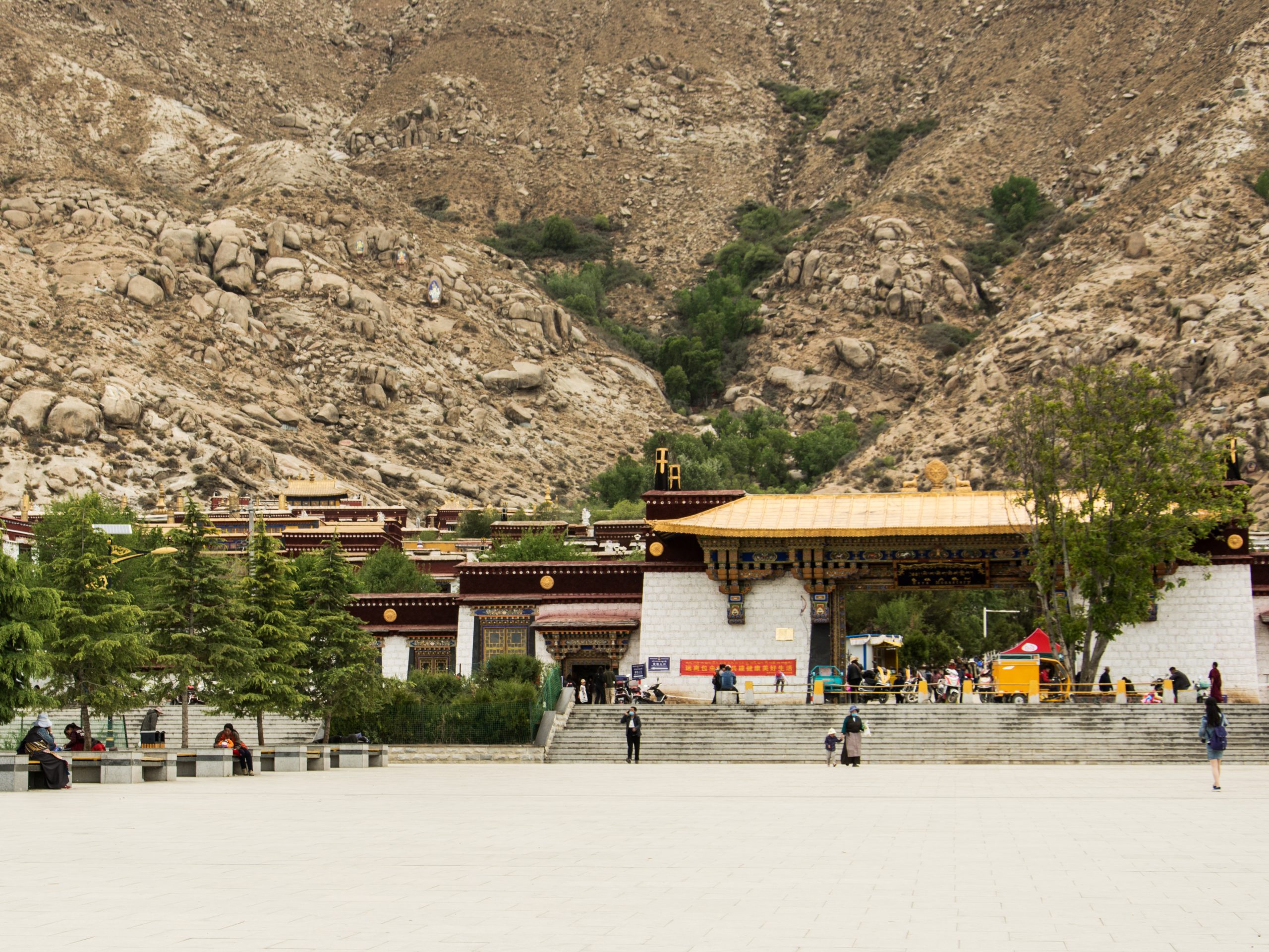 Tibet Gyantse Horse Racing Festival Tour - Tibet Festival Tours ...