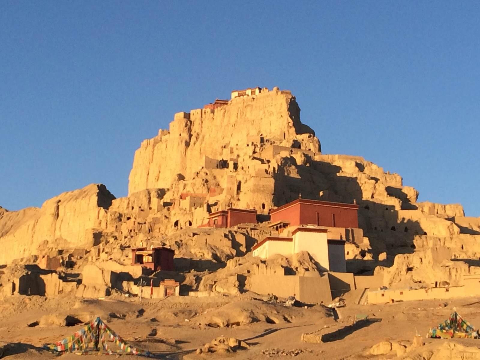 Tibetan Burial Customs: Sky Burial & Sacred Funeral Rites