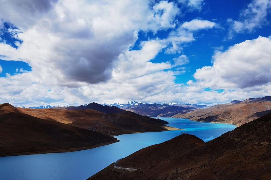 Winds Over Kambala Pass - Yamdrok Lake - Tibet Travel | WindhorseTour