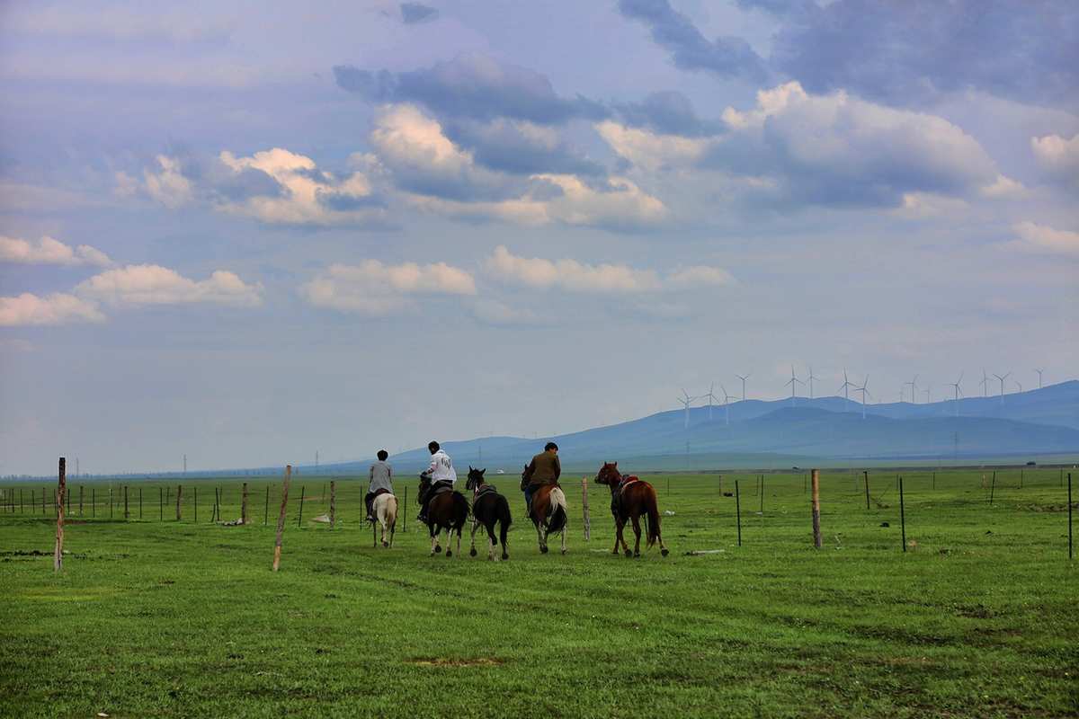 5 Day Hulunbuir Grassland Tour – Best Grassland in Inner Mongolia