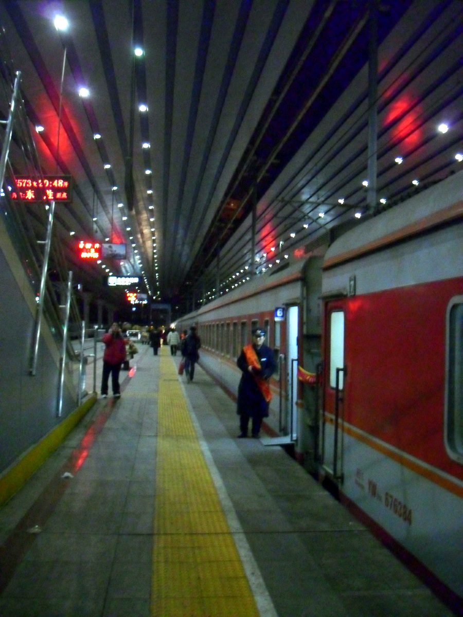 10 Killer Facts about Overnight Train Travel in China - China Train ...
