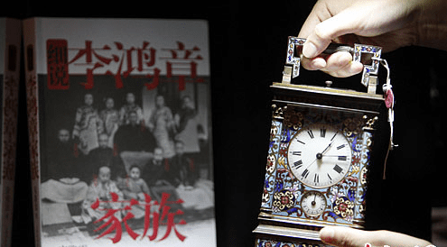 Cultural cues: don't give a clock as a gift - WindhorseTour