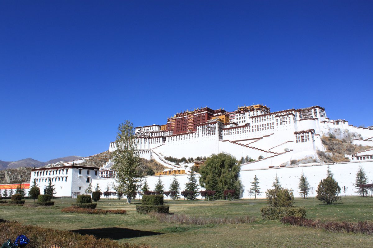 4 Days Lhasa City Tour – Potala Palace, Jokhang & Monasteries